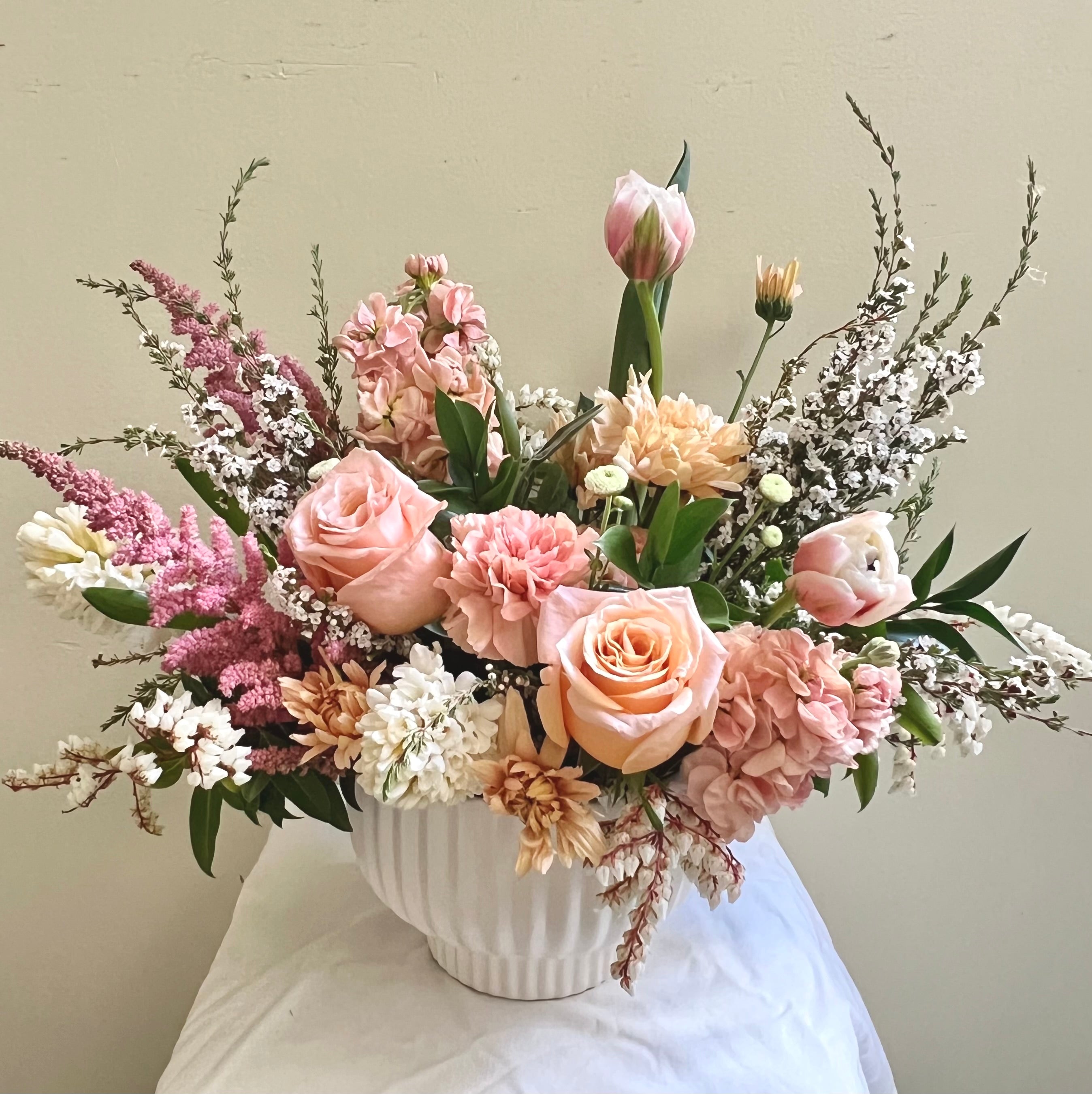 She's a Peach Arrangement – Bellaflora Studio